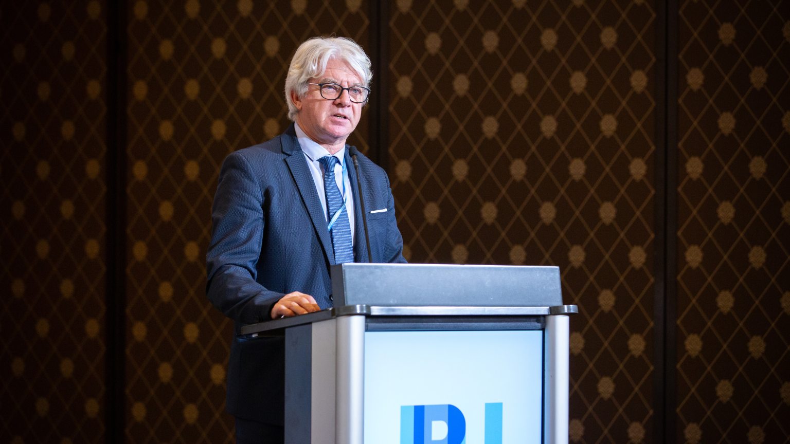 IRU members debate global road transport issues at Geneva meetings | IRU | World Road Transport ...